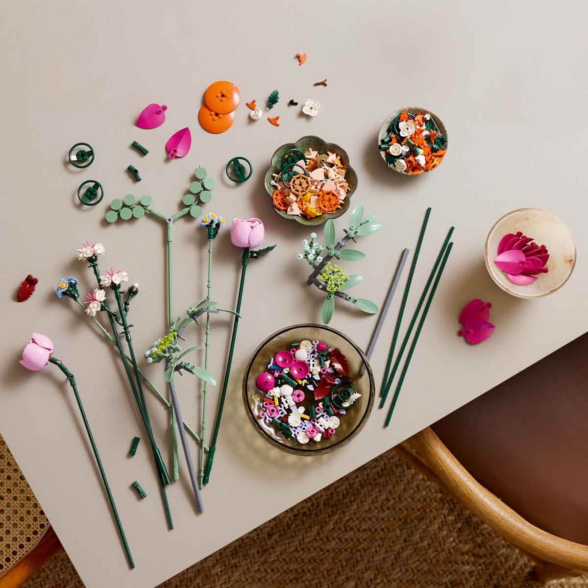 LEGO Botanicals Pembe Çiçek Buketi 10342 - Yetişkinler için Dekoratif ...