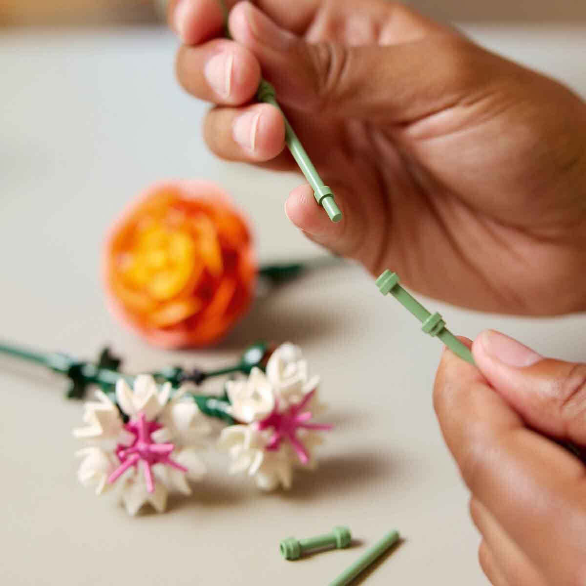 LEGO Botanicals Pembe Çiçek Buketi 10342 - Yetişkinler için Dekoratif ...