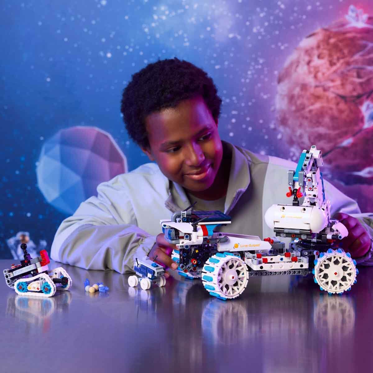 LEGO Technic Lunar Outpost Ay Gezgini Uzay Aracı 42211 - 10 Yaş ve ...