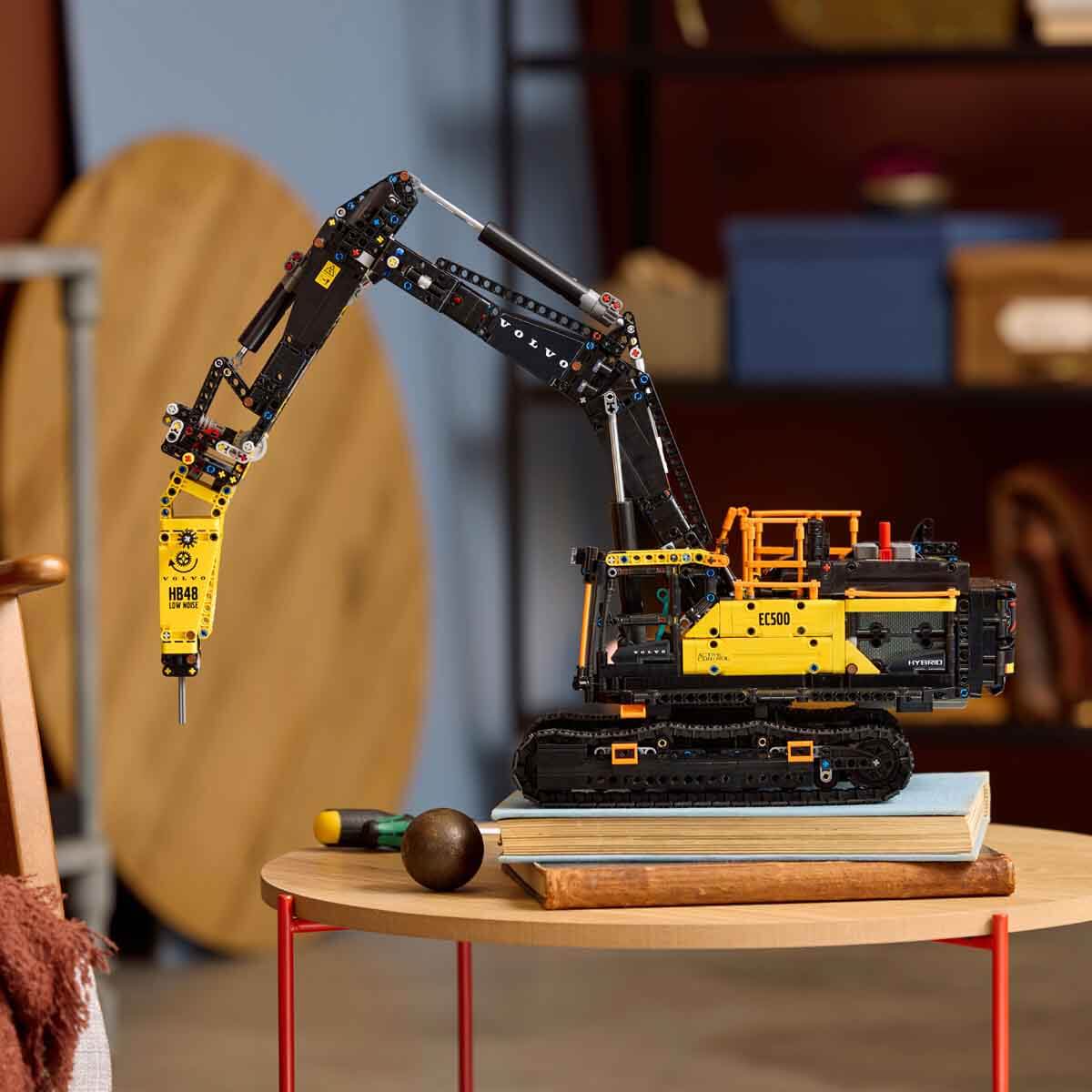 LEGO Technic Volvo EC500 Hybrid Ekskavatör 42215- Yetişkinler için ...