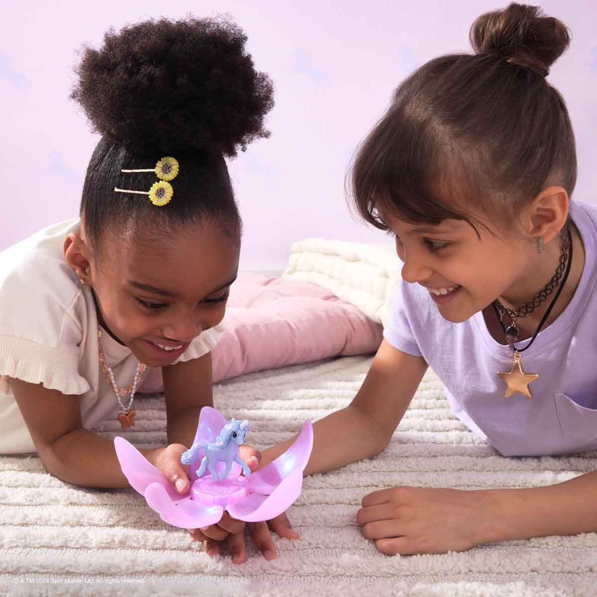 Unicorn Academy Bebek Unicorn Figürü Sürpriz Paket | Toyzz Shop