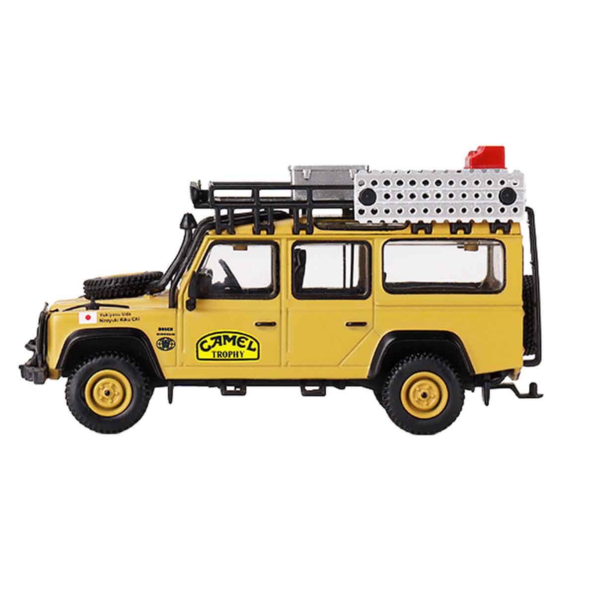 1:64 Mini GT Land Rover Defender 110 1989 Camel Trophy Amazon Team ...